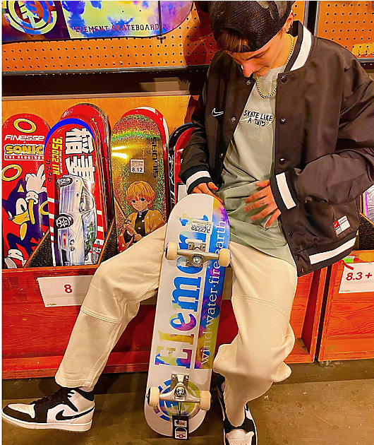 Element Magma Section 8.0" Skateboard Complete | Zumiez